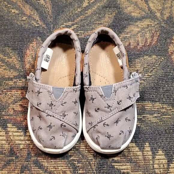Toms | Shoes | Grey Tomswith Black Anchors And Skull Bones Velcro ...